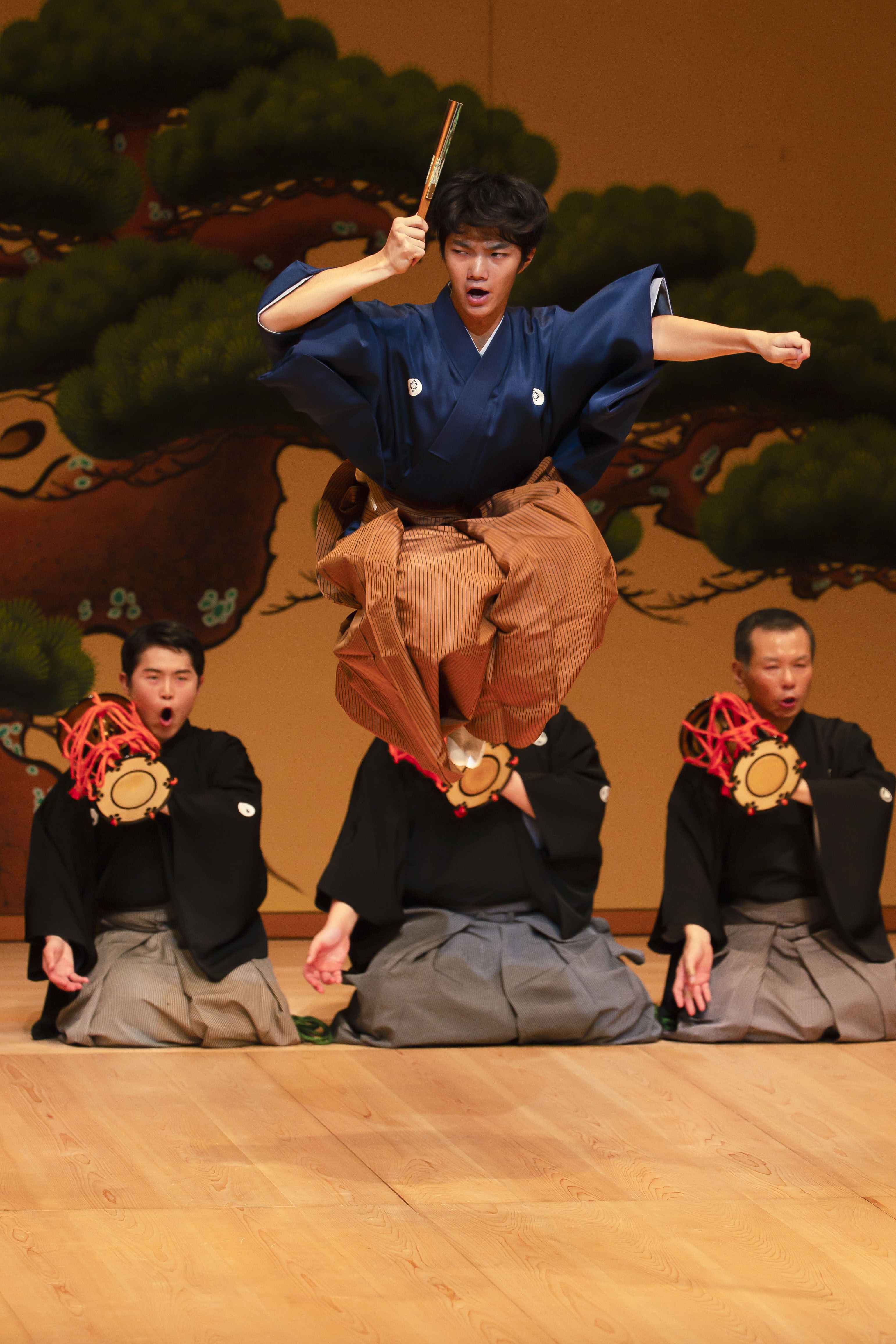 ―Kyogen Theatre Special Edition―NOH‘The Hawk Princess’・KYOGEN‘The Songs ...